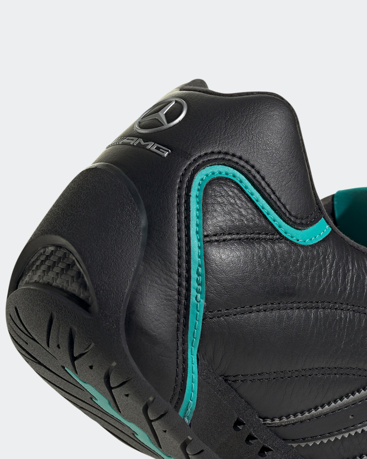 Adi Racer Lo Shoes Black | Official Mercedes-AMG PETRONAS F1 Team Store