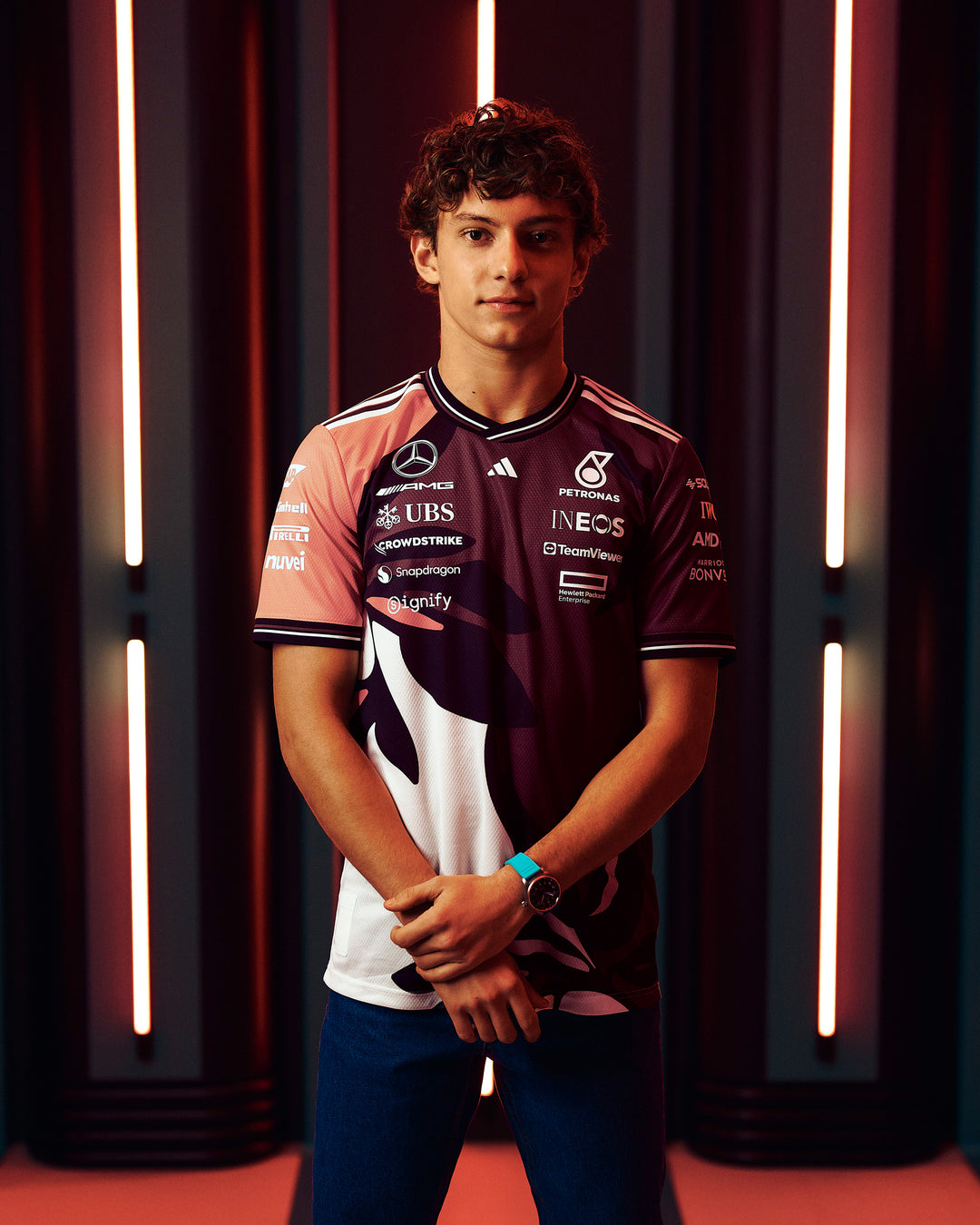 Lewis Hamilton T-Shirts | Official Mercedes-AMG F1 Store