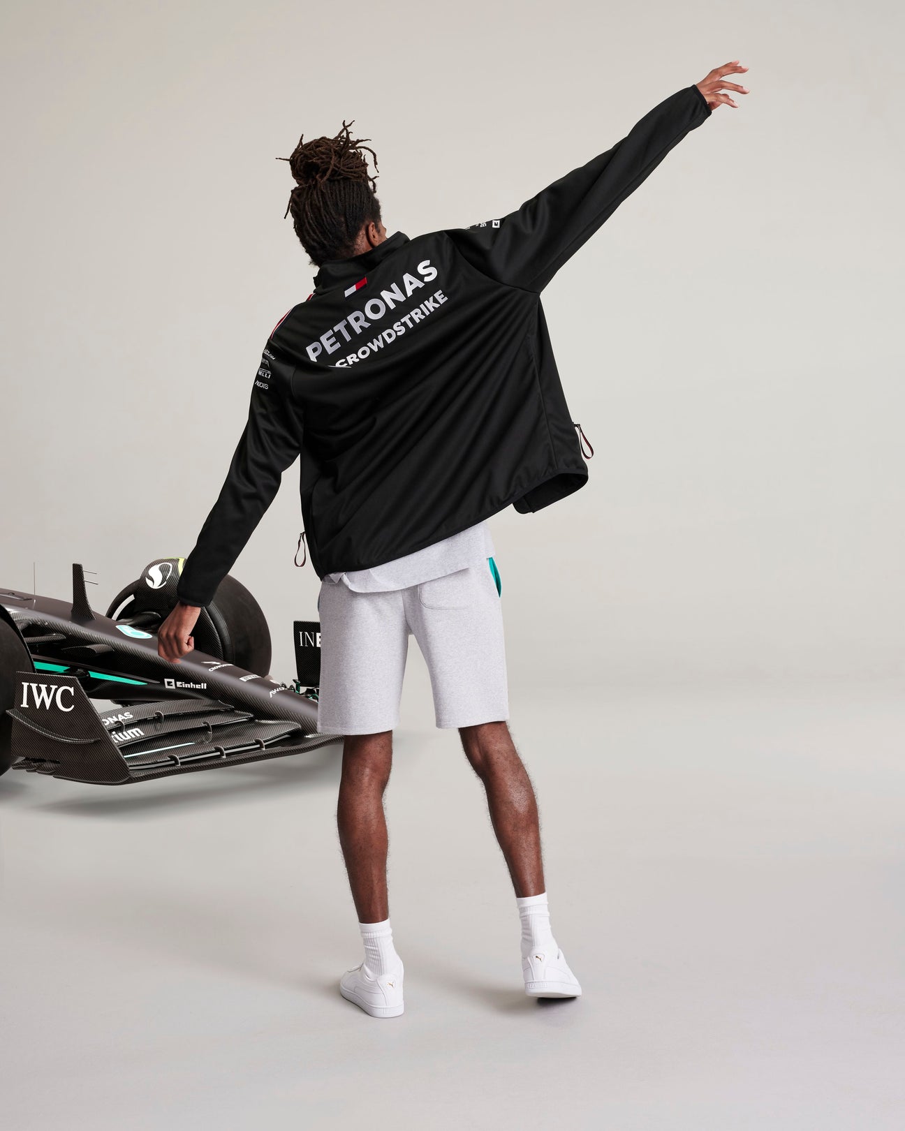 Mercedes F1 Jackets | Official Mercedes-AMG F1 Store