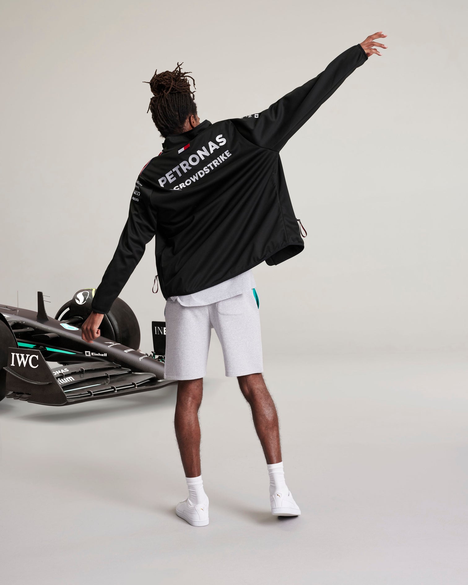 Mercedes F1 Jackets | Official Mercedes-AMG F1 Store